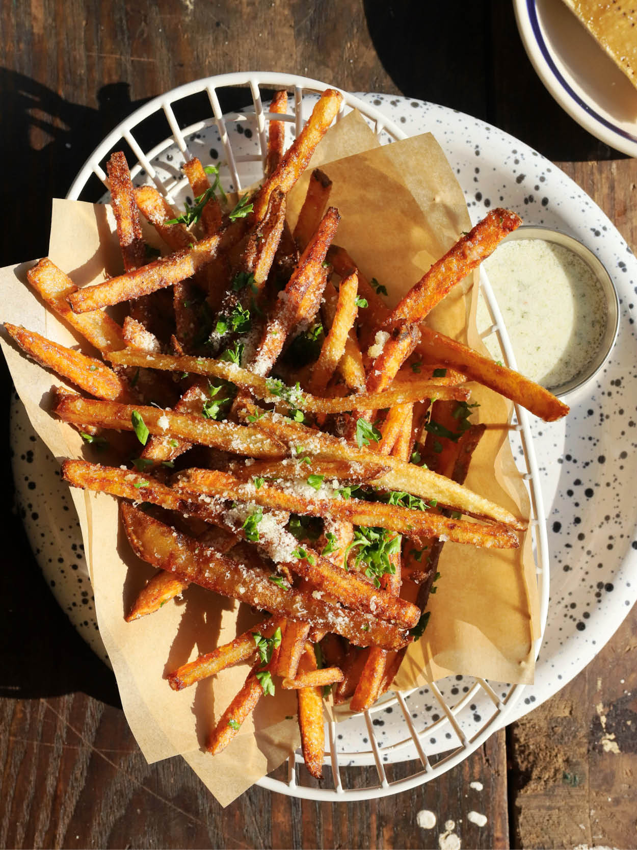 Extra Crispy Garlic Truffle Fries (GF, DF Compliant) - Kayla's Kitch ...