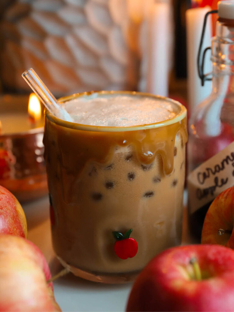 Caramel Apple Latte (Hot or Iced, Healthy Ingredients) - Kayla's Kitch ...